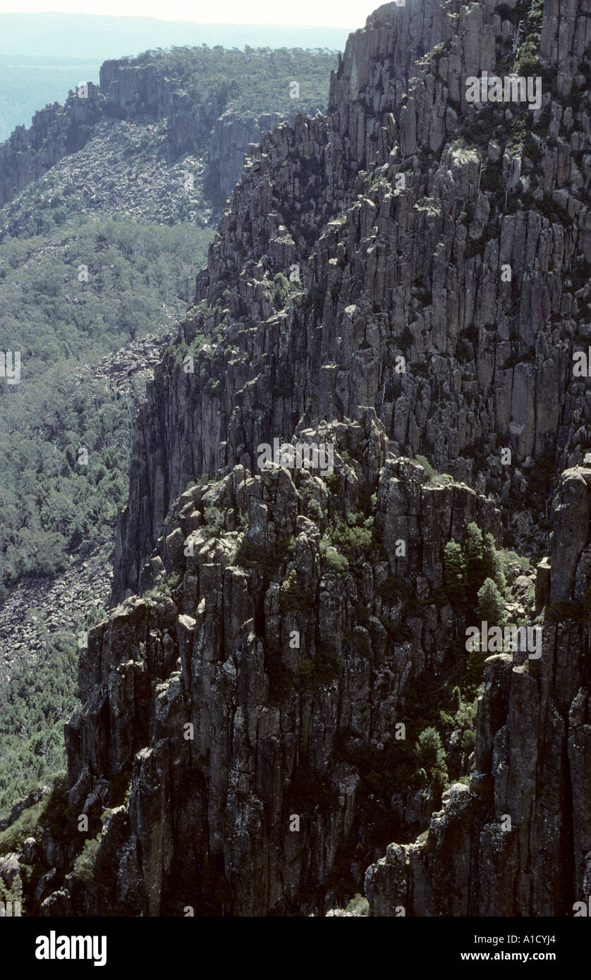 Rock formation Devils Gullet Tasmania Australia Stock Photo - Alamy