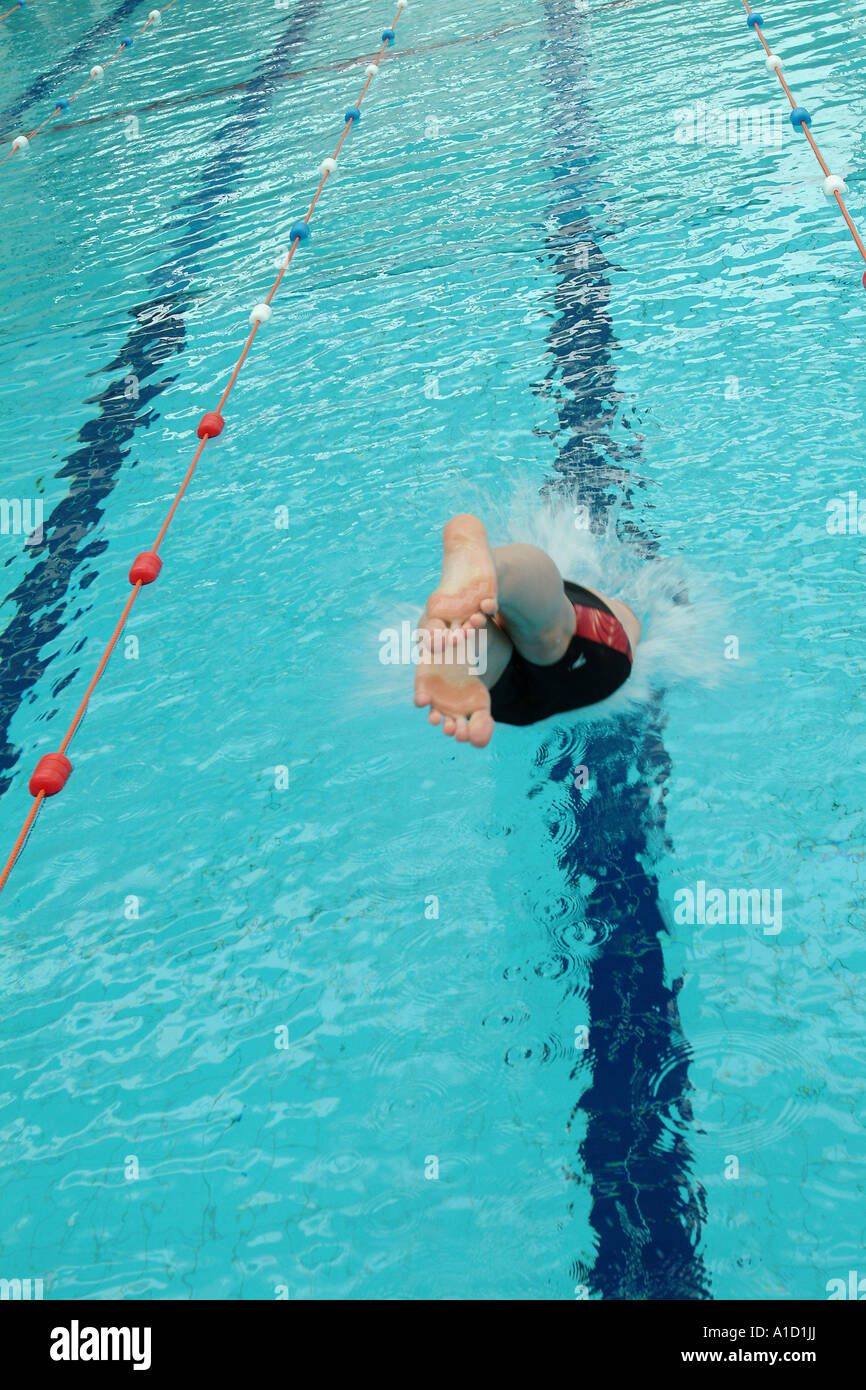 Diving into swimming pool hi-res stock photography and images - Alamy