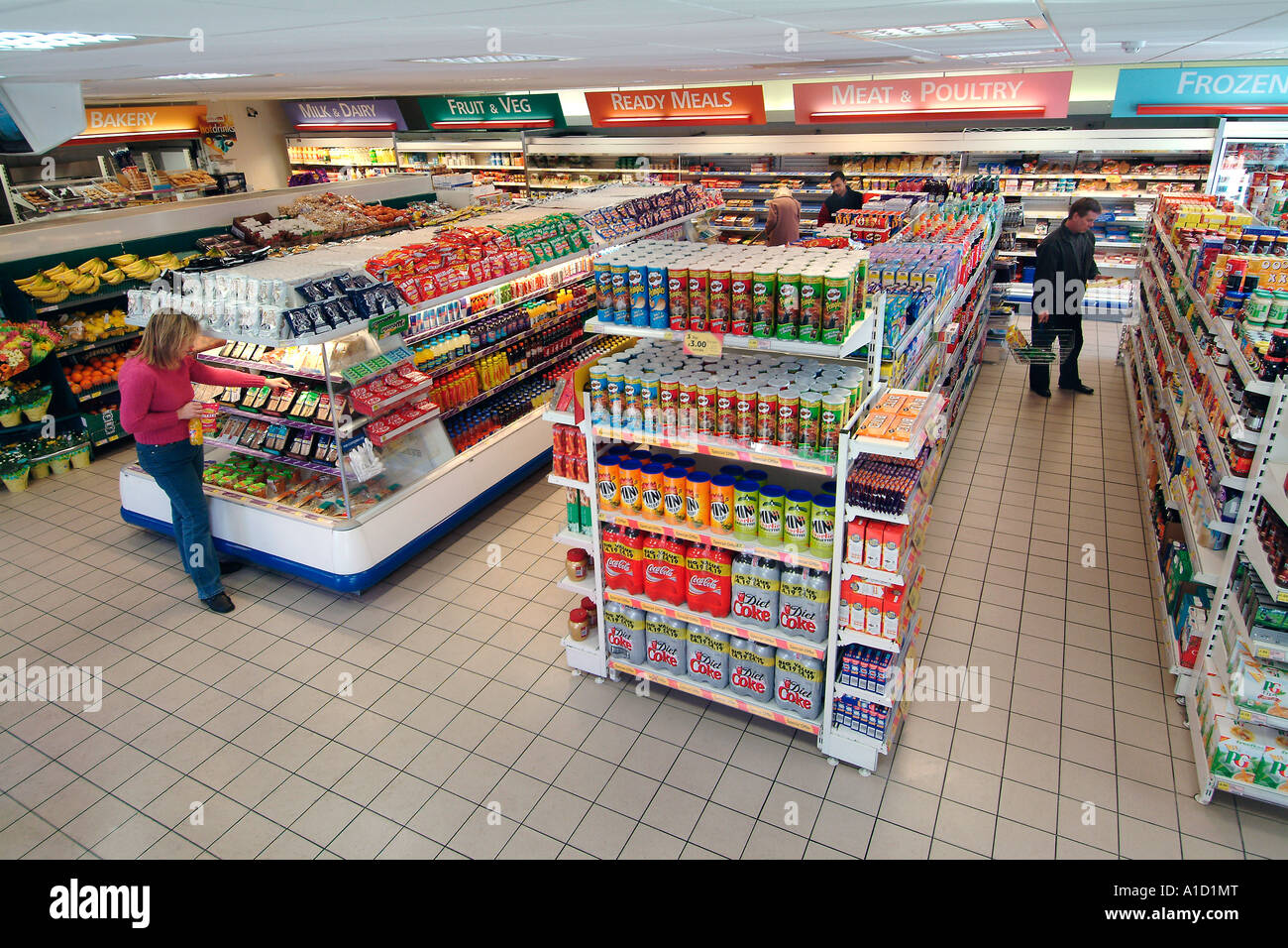Convenience store interior hi-res stock photography and images - Alamy