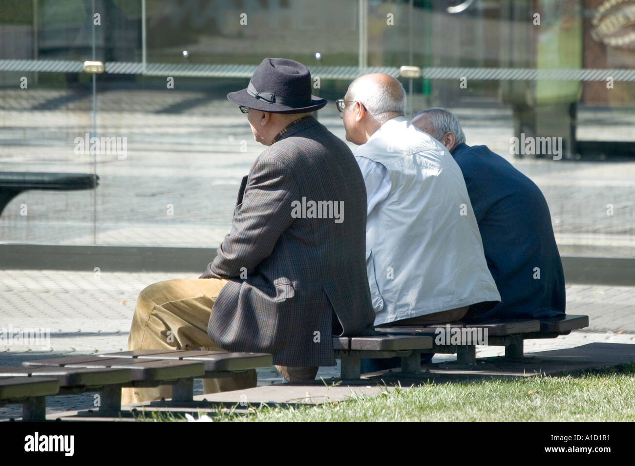 Pensioneers hi-res stock photography and images - Alamy