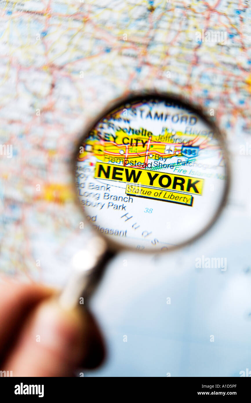 new york map under magnifying glass Stock Photo - Alamy