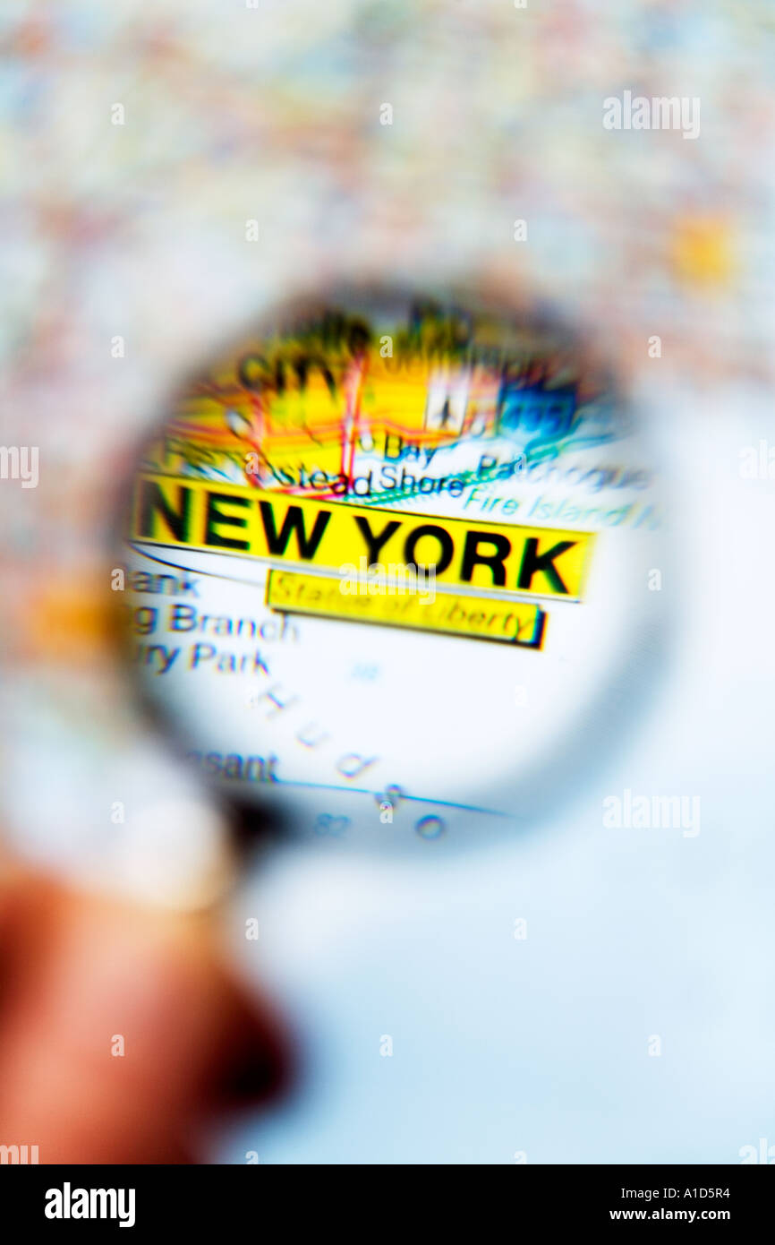 new york map under magnifying glass Stock Photo - Alamy