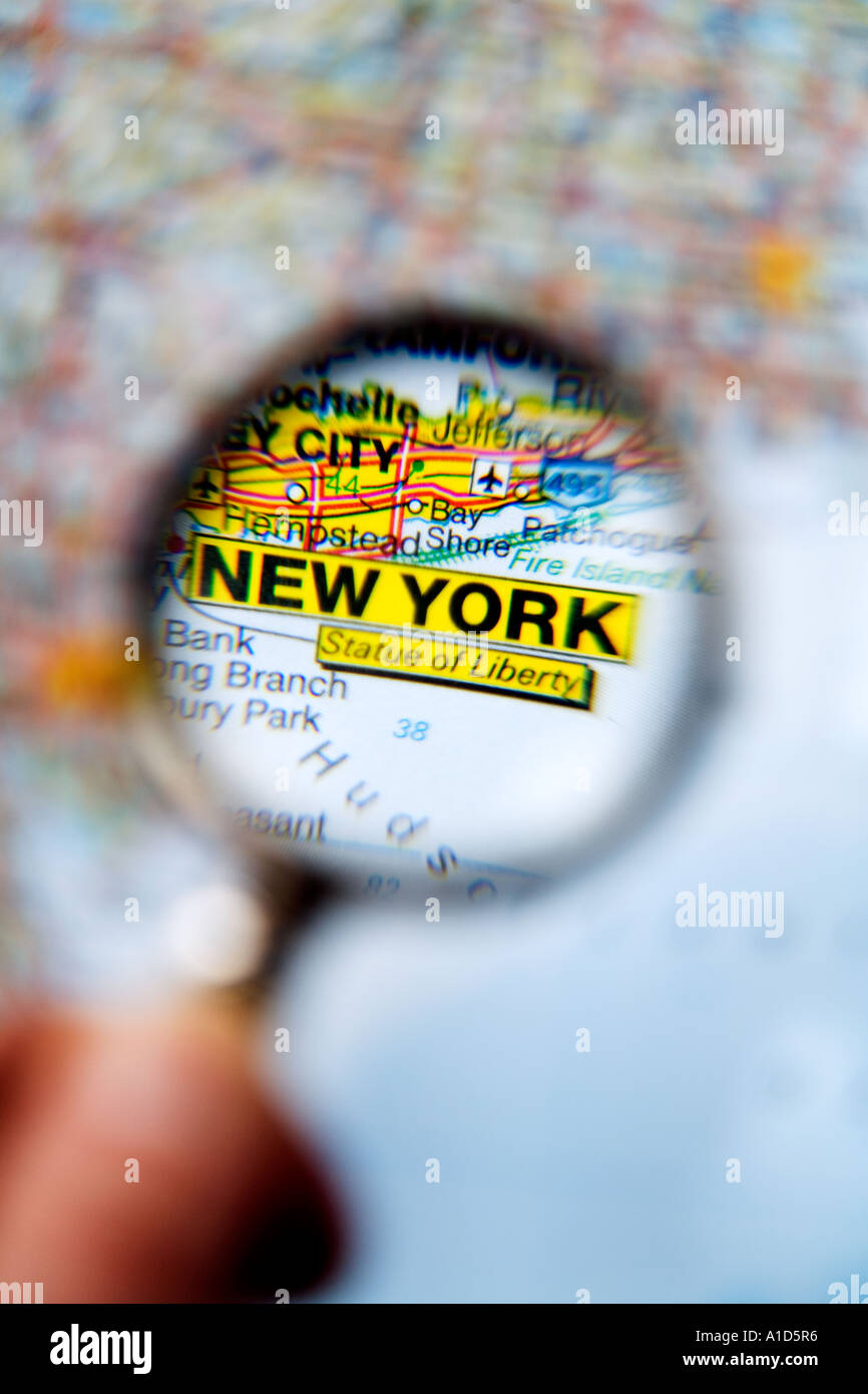 new york map under magnifying glass Stock Photo - Alamy
