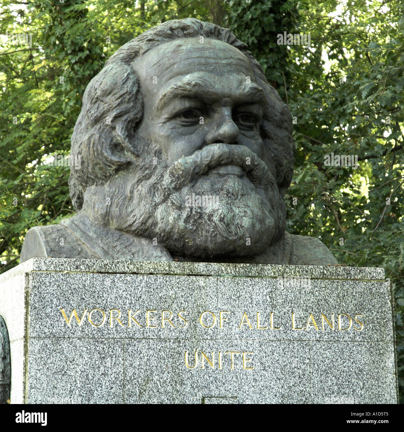 Bust of Karl Marx Highgate Cemetery for Editorial Use Only Stock Photo ...