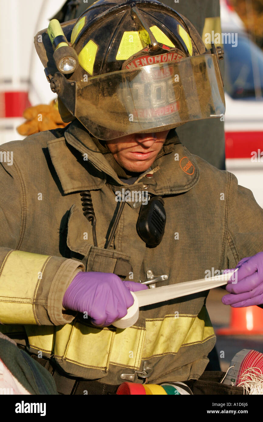 Member disaster medical assistance team hi-res stock photography and ...