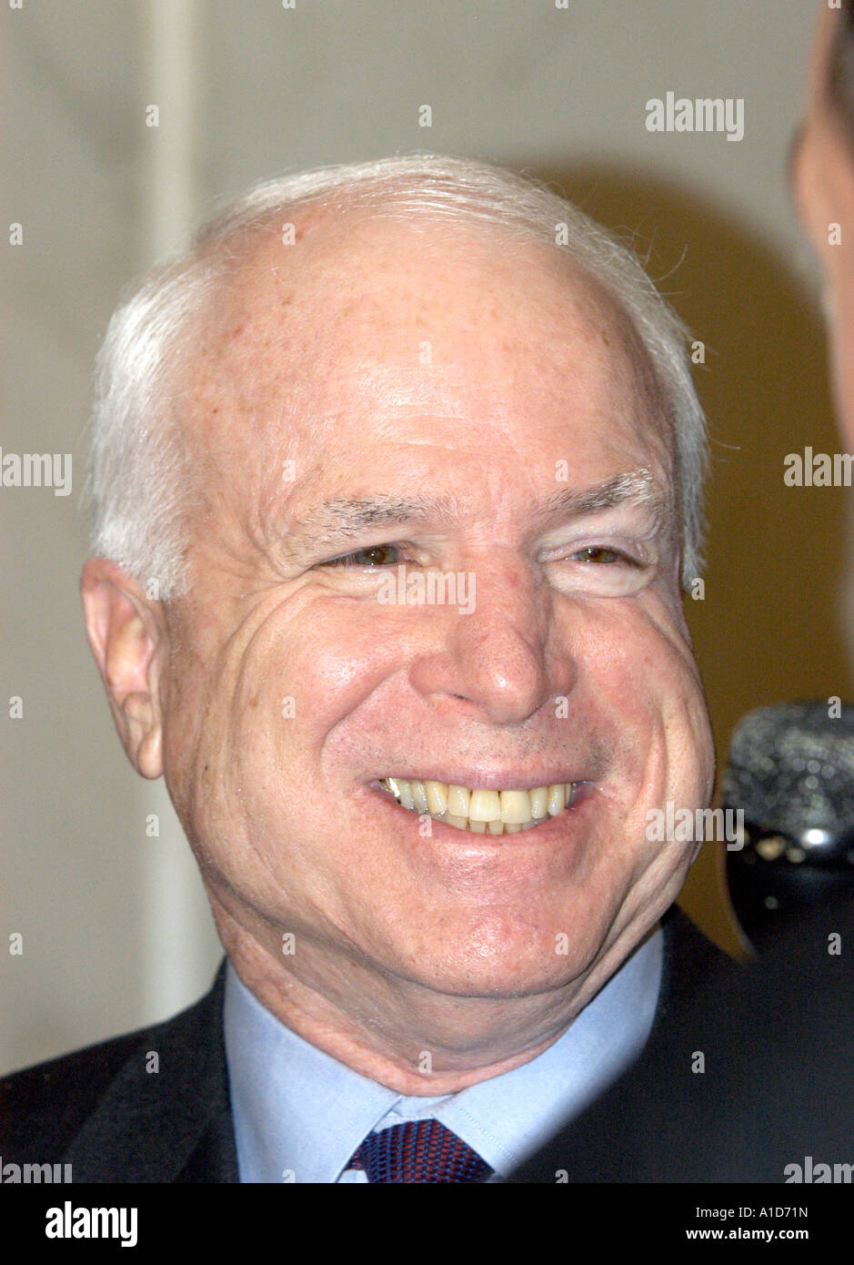 John mccain hi-res stock photography and images - Alamy
