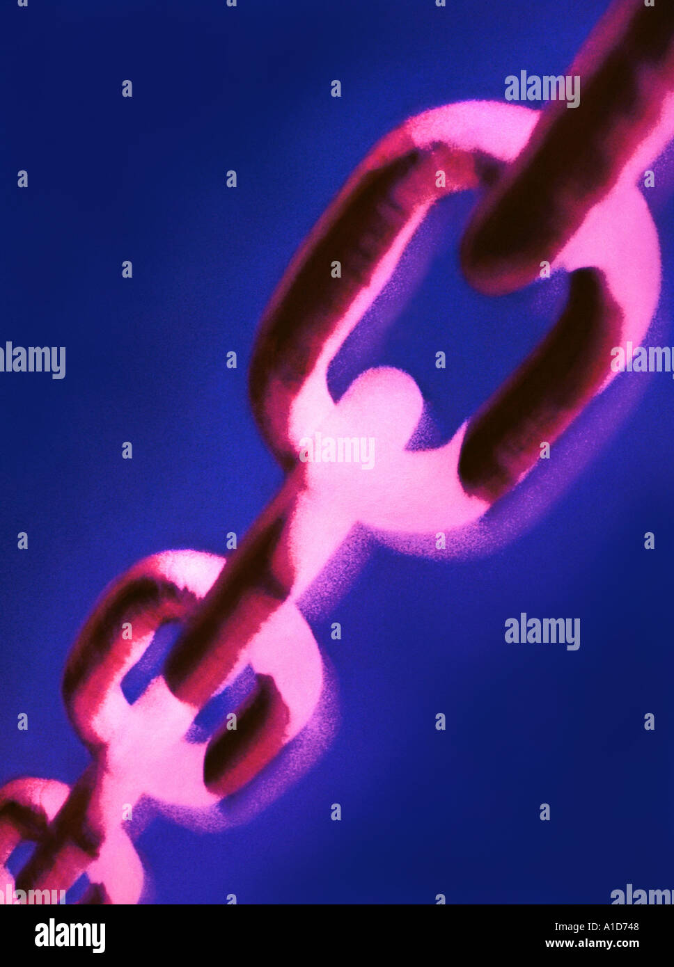close up metal chain Stock Photo - Alamy