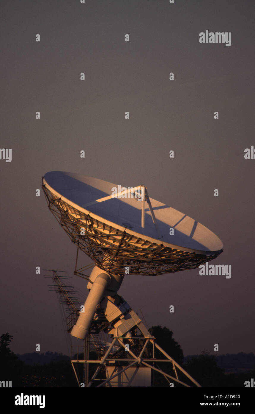Sattelite receiving station Stock Photo - Alamy