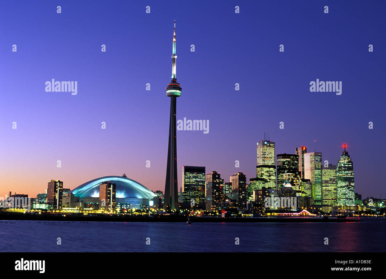 Ontario cities hi-res stock photography and images - Alamy
