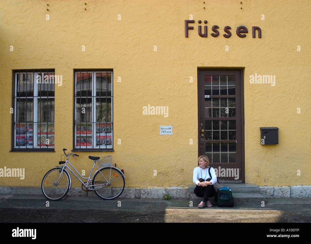 Fussen train station hi-res stock photography and images - Alamy