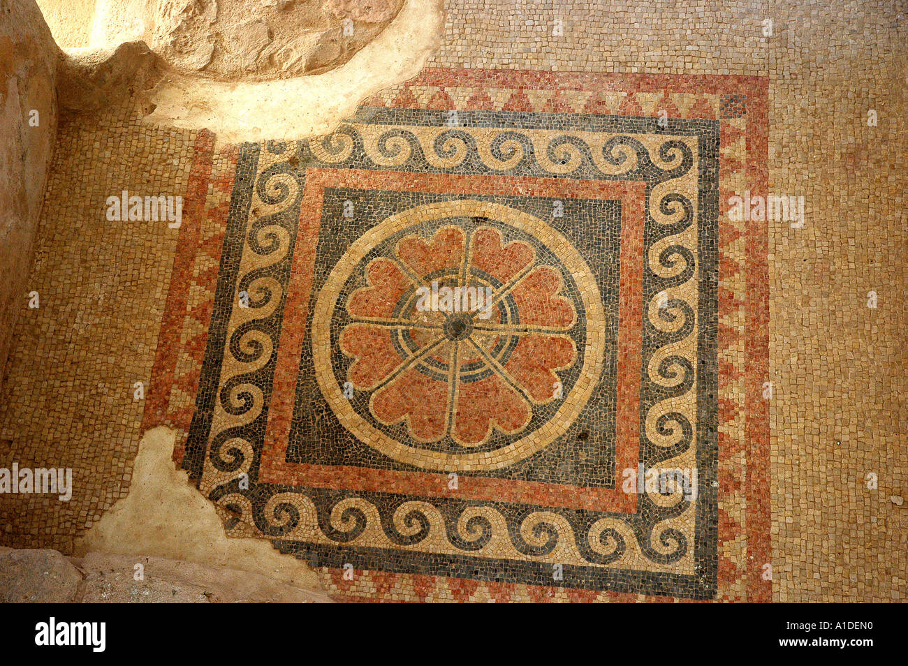 Mosaic floor in a ritual bath (Mikva) in Masada Stock Photo - Alamy