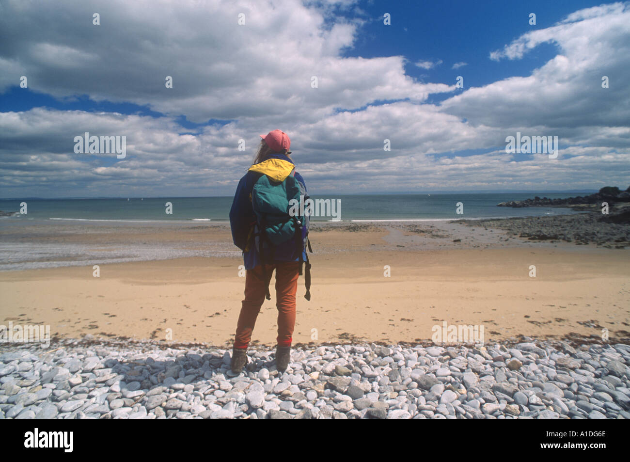 Walking along gower coast hi-res stock photography and images - Alamy