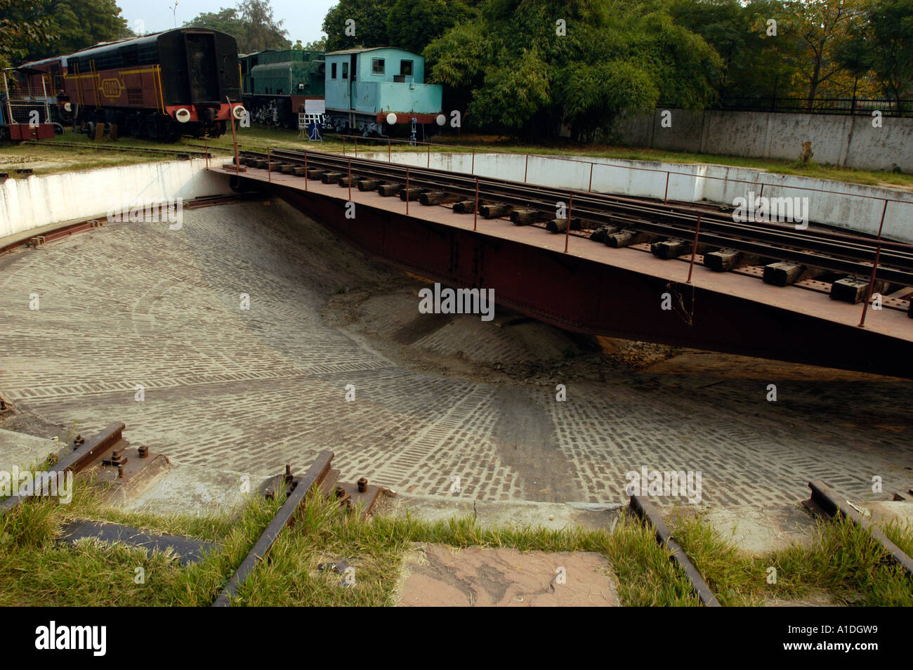 A railway turntable featuring a Girder Bridge structure in a train ...