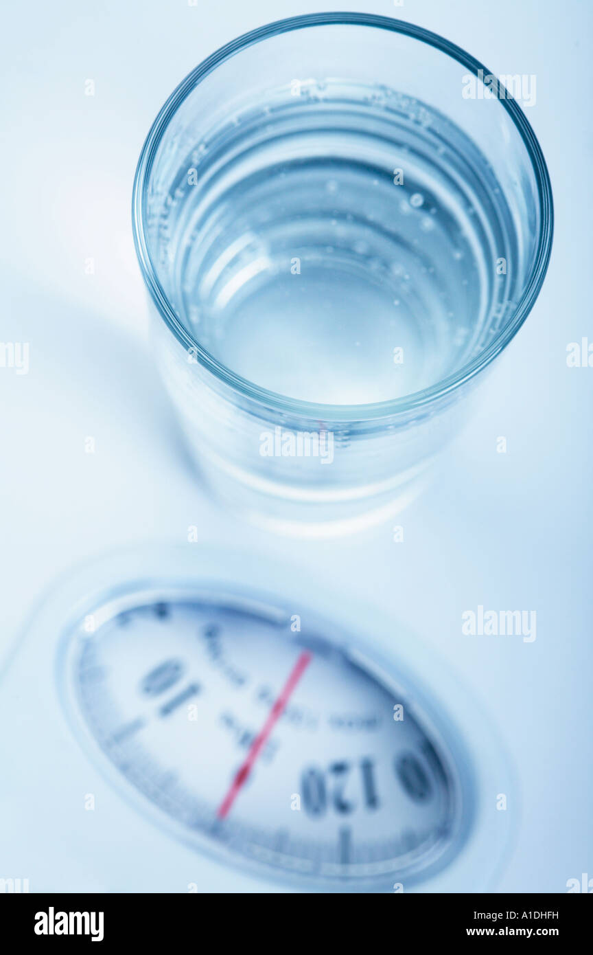 Measuring water weigh scales hi-res stock photography and images - Alamy