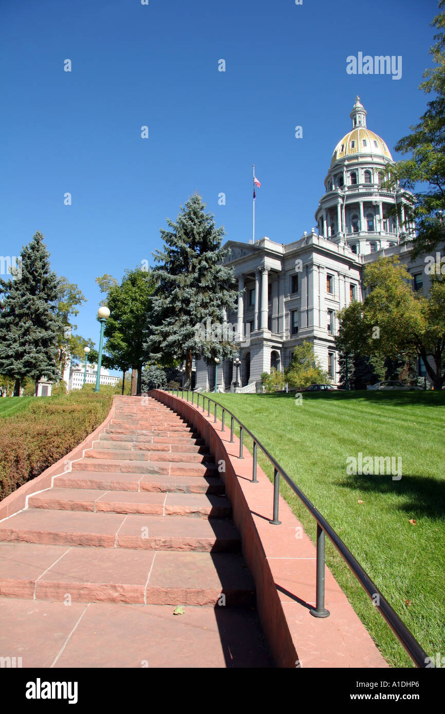 Denver capitol dome stairs railing grass flag pole hi-res stock ...