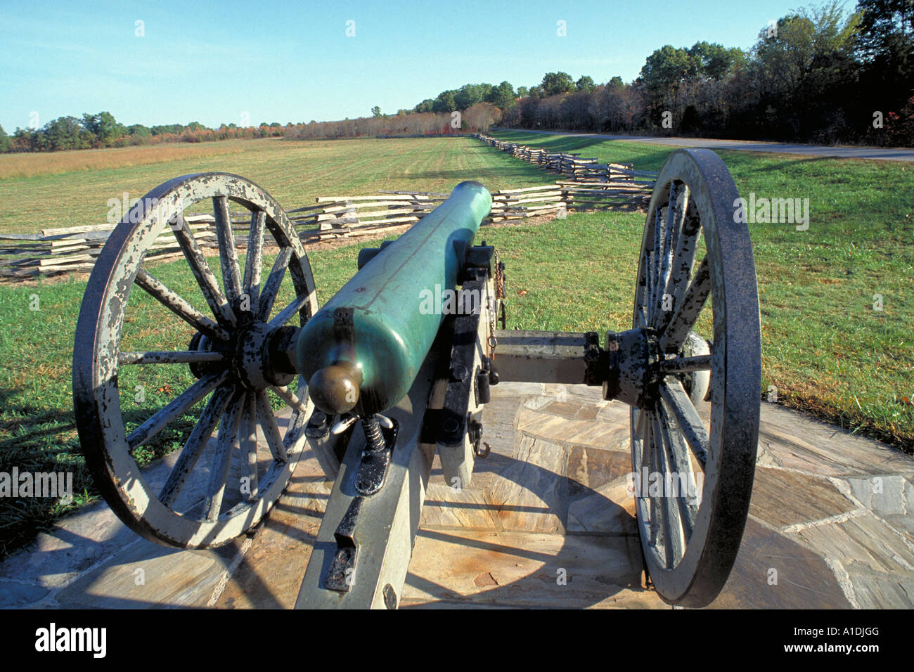 Elk215 1407 Arkansas Pea Ridge National Military Park cannon on ...