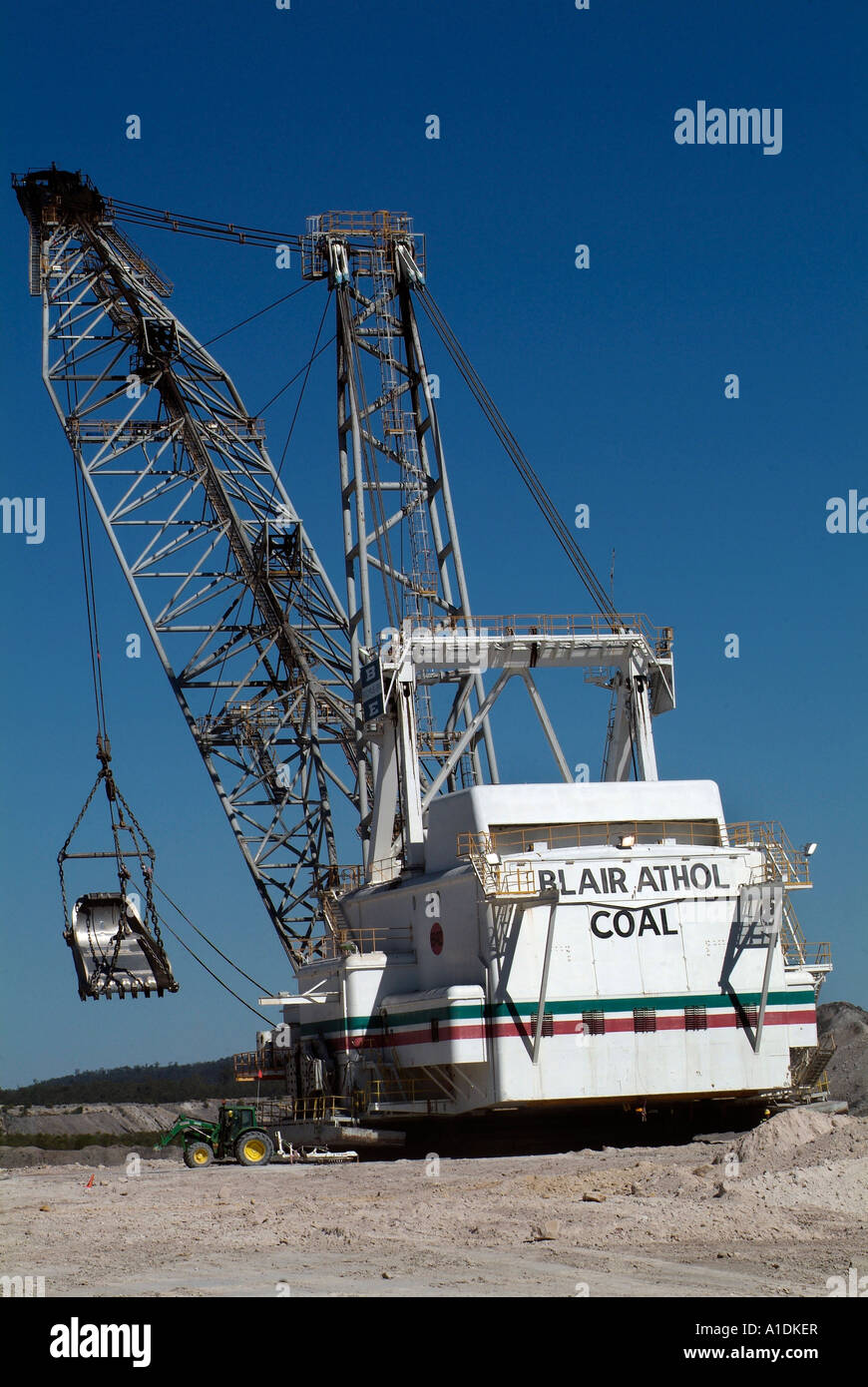 Drag Line Stock Photos & Drag Line Stock Images - Alamy