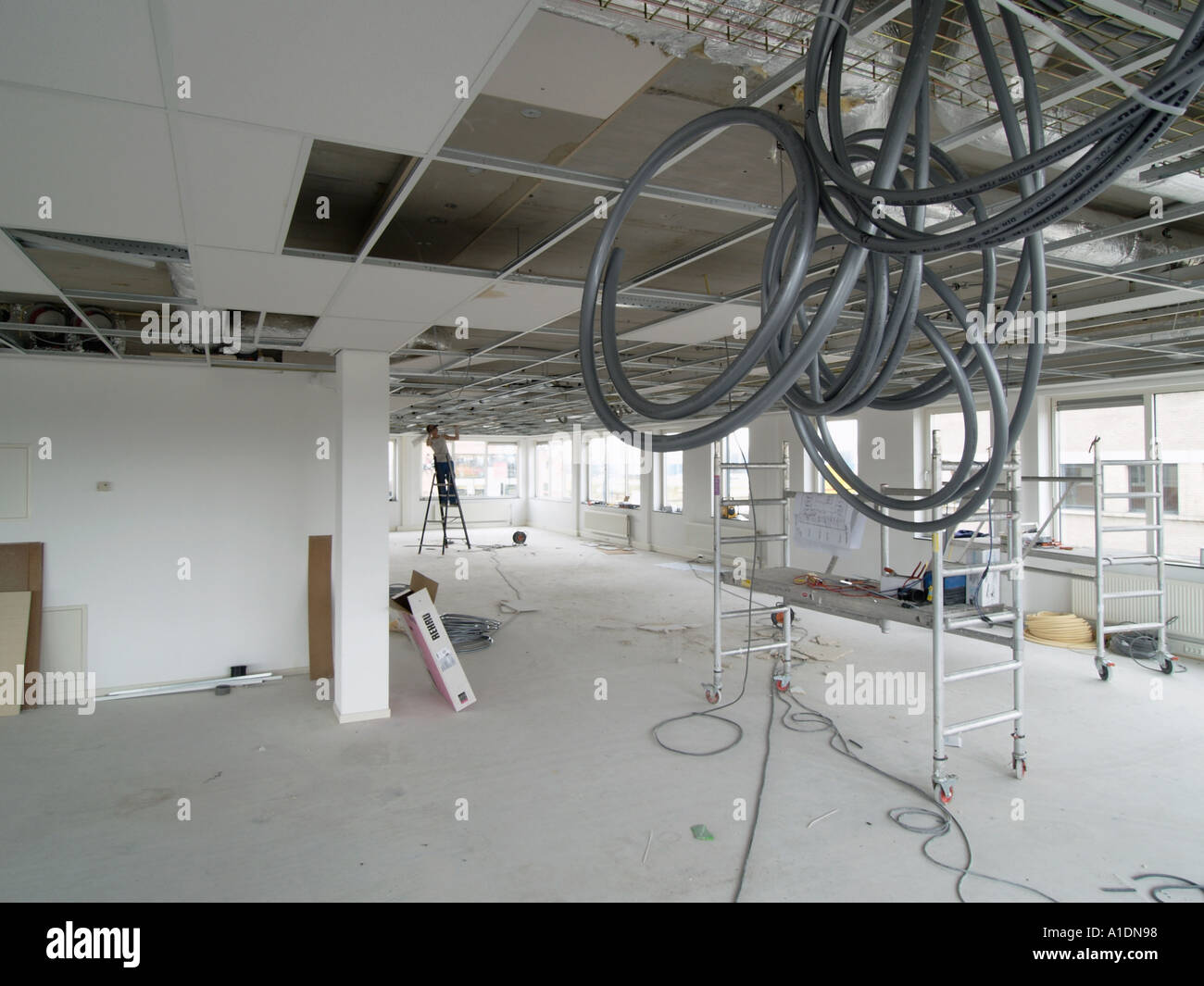 Rigging ceiling hi-res stock photography and images - Alamy