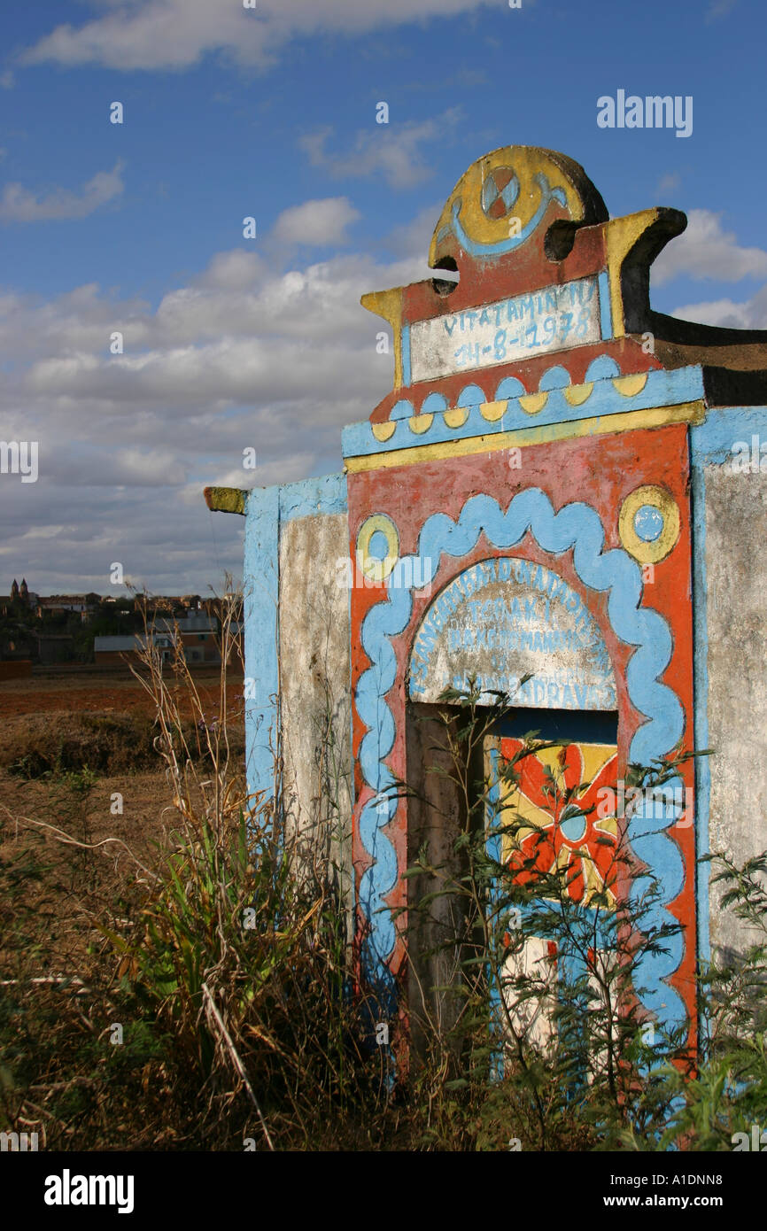 One of Madagascar's many colorful tombs Stock Photo - Alamy