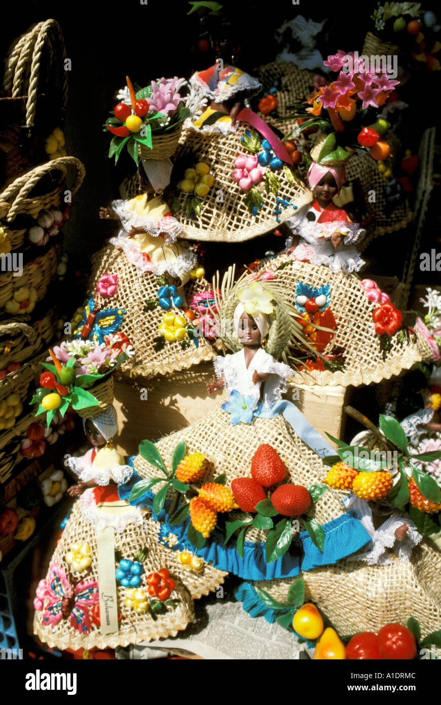 Bahamas Handicrafts Nassau straw market Stock Photo - Alamy