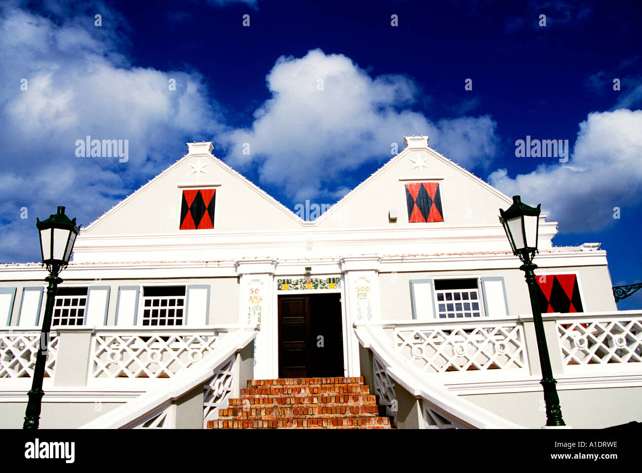 Bermudian architecture hi-res stock photography and images - Alamy