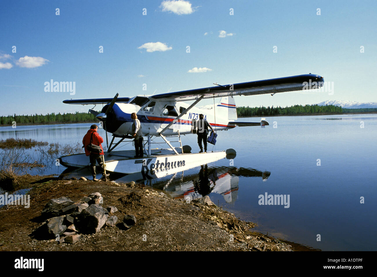 Alaska Flying in a small plane to fish Stock Photo - Alamy