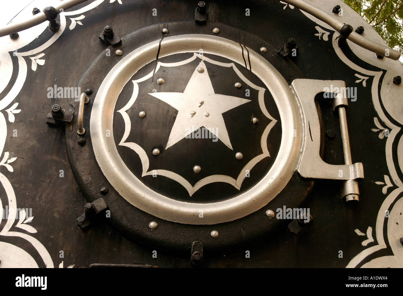 Glamorous locomotive EM 922 NWR build in Britain and used also in India ...