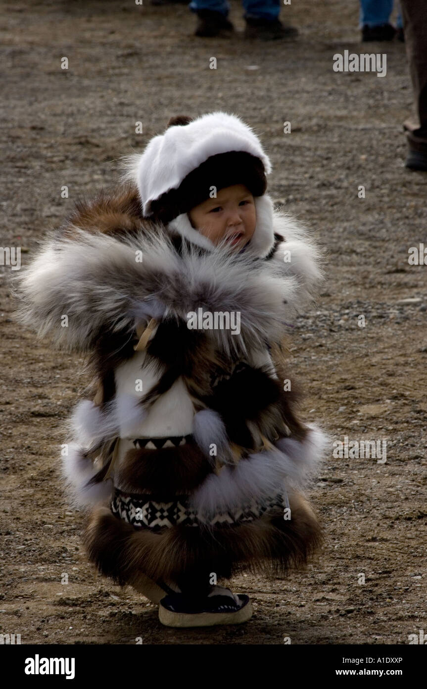 Inupiat child hi-res stock photography and images - Alamy