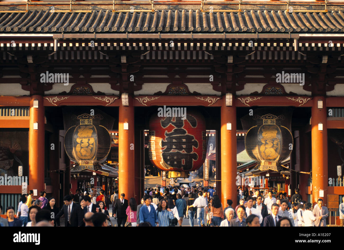 Hozo Mon Gate, Asakusa Kannon Temple, Tokyo, Japan Stock Photo - Alamy