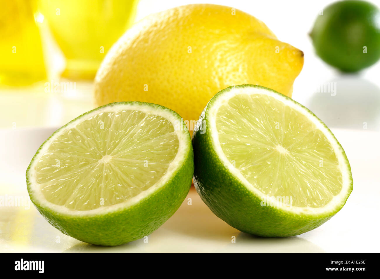 LEMONS AND LIMES Stock Photo - Alamy