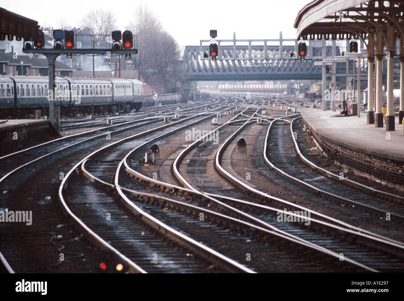 Railway lines at York Station Stock Photo - Alamy