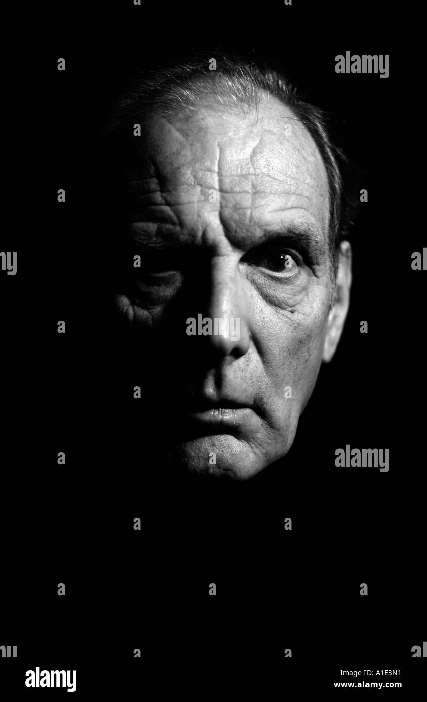 Portrait of old black man hi-res stock photography and images - Alamy