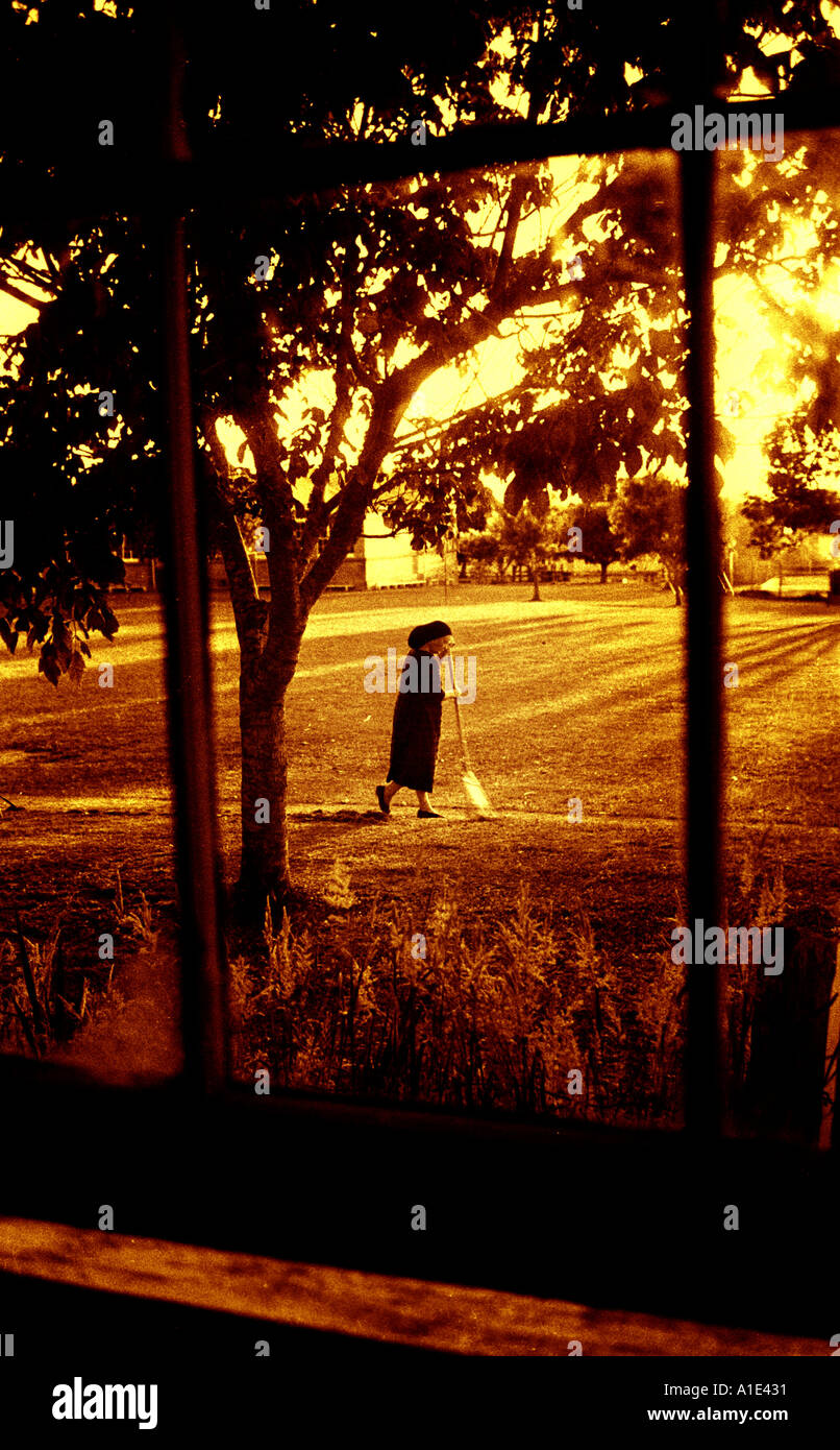 Lady sweeping hi-res stock photography and images - Alamy