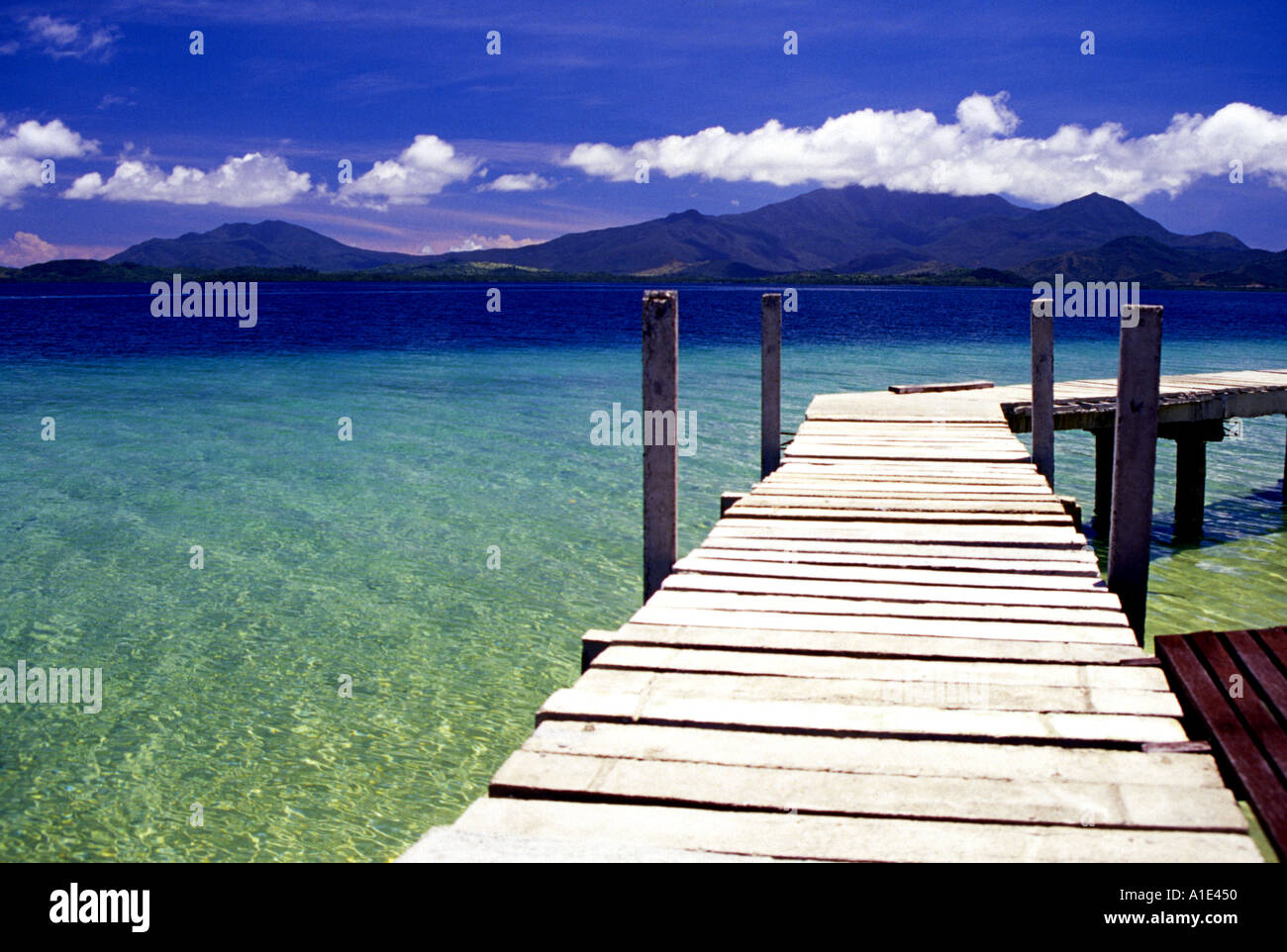Small jetty in Honda Bay, Palawan, Philippines Stock Photo - Alamy