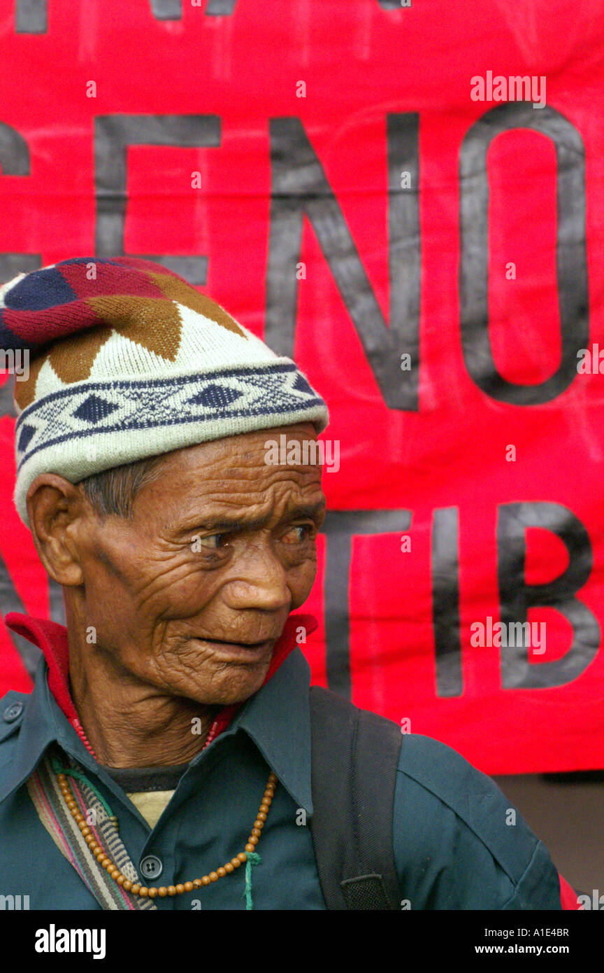 Toothless old man hi-res stock photography and images - Alamy
