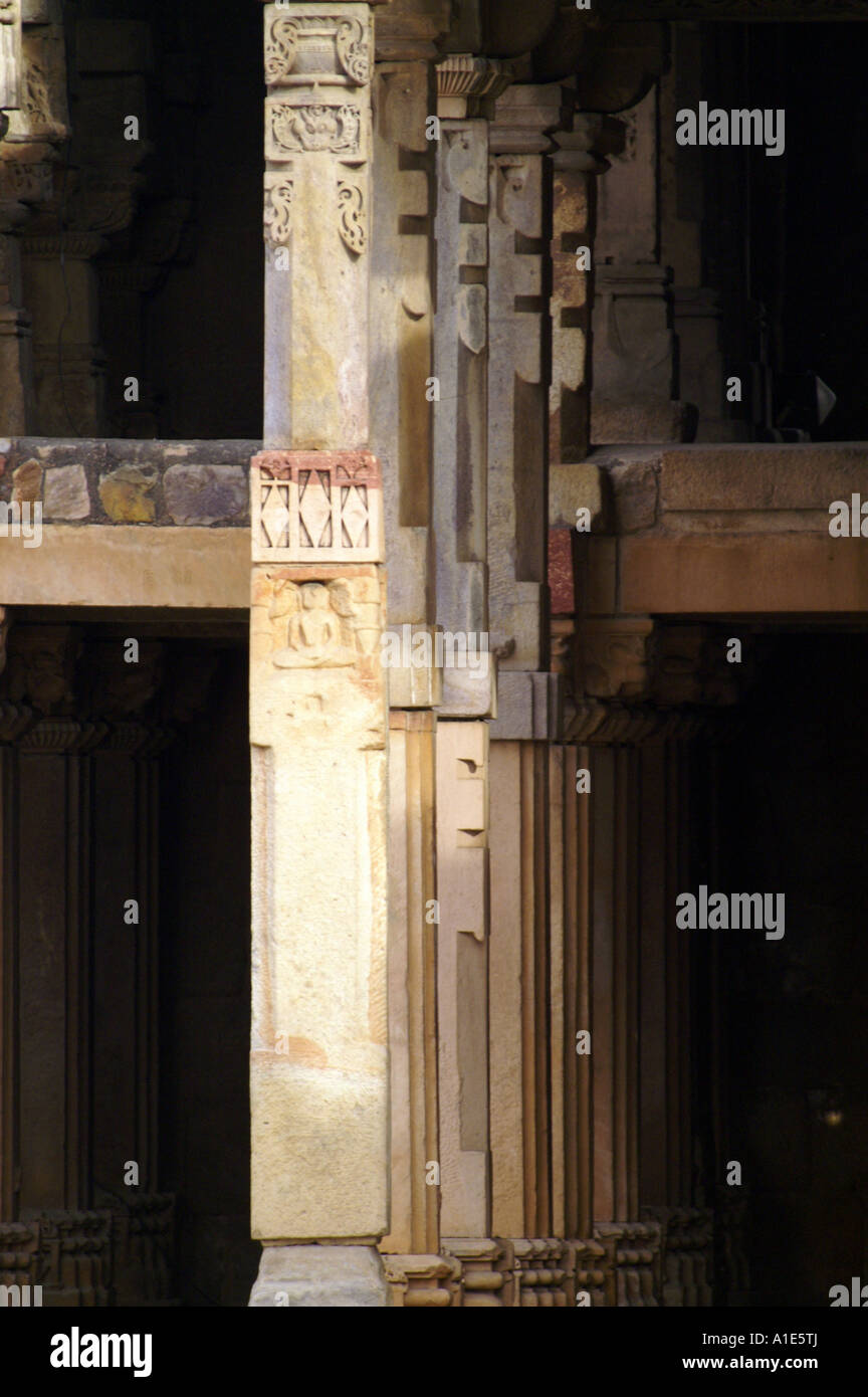 Portico and collonade hi-res stock photography and images - Alamy