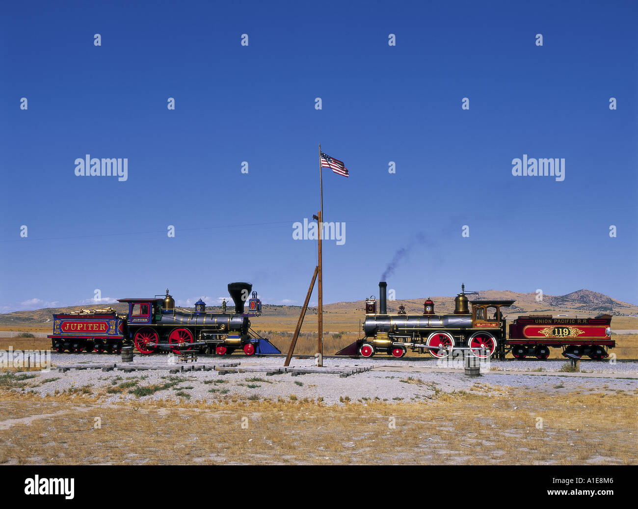 Golden spike hi-res stock photography and images - Alamy