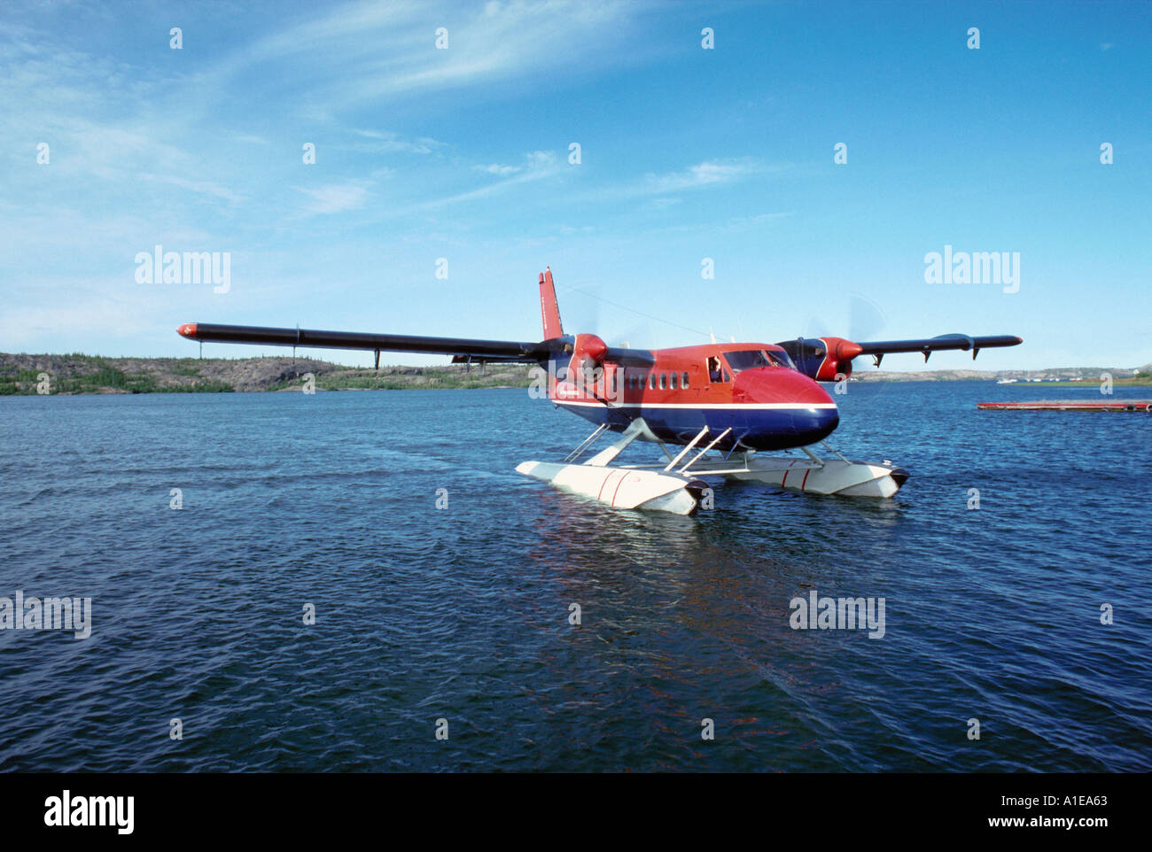 Pontoons on float plane hi-res stock photography and images - Alamy