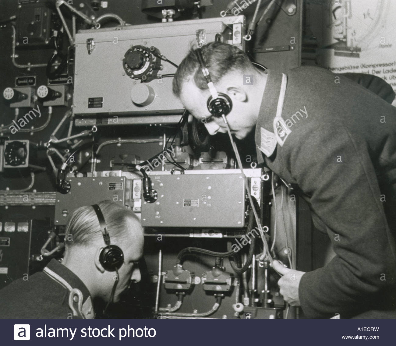 World War Two Radio High Resolution Stock Photography and Images - Alamy