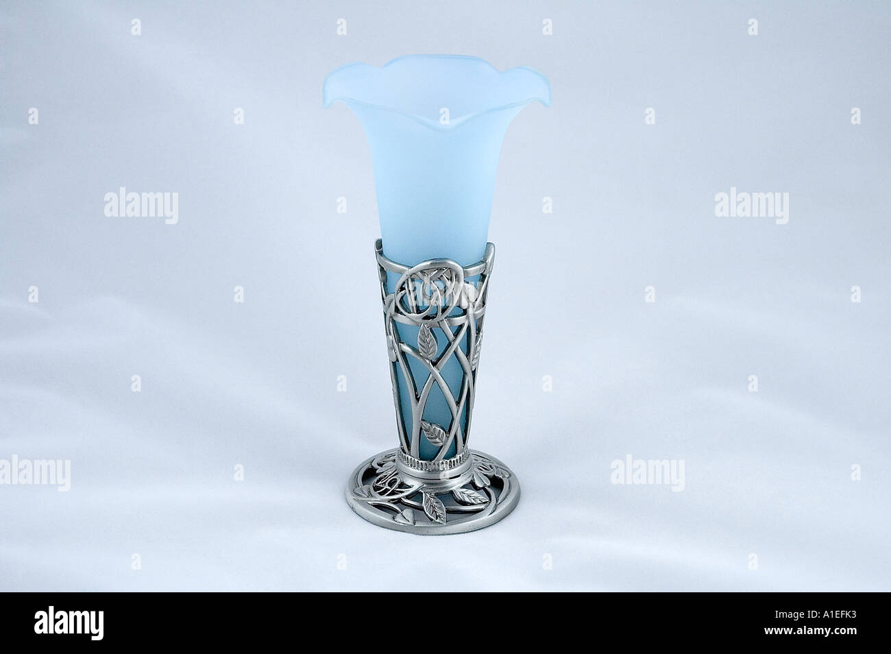 Pewter and earthenware hi-res stock photography and images - Alamy