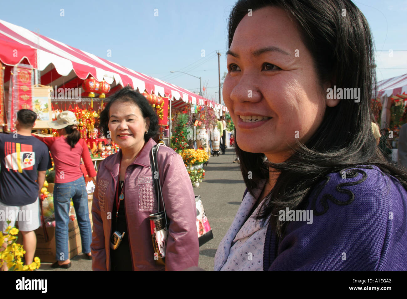 Westminster California,Little Saigon,marketplace,Asian women,shopping ...