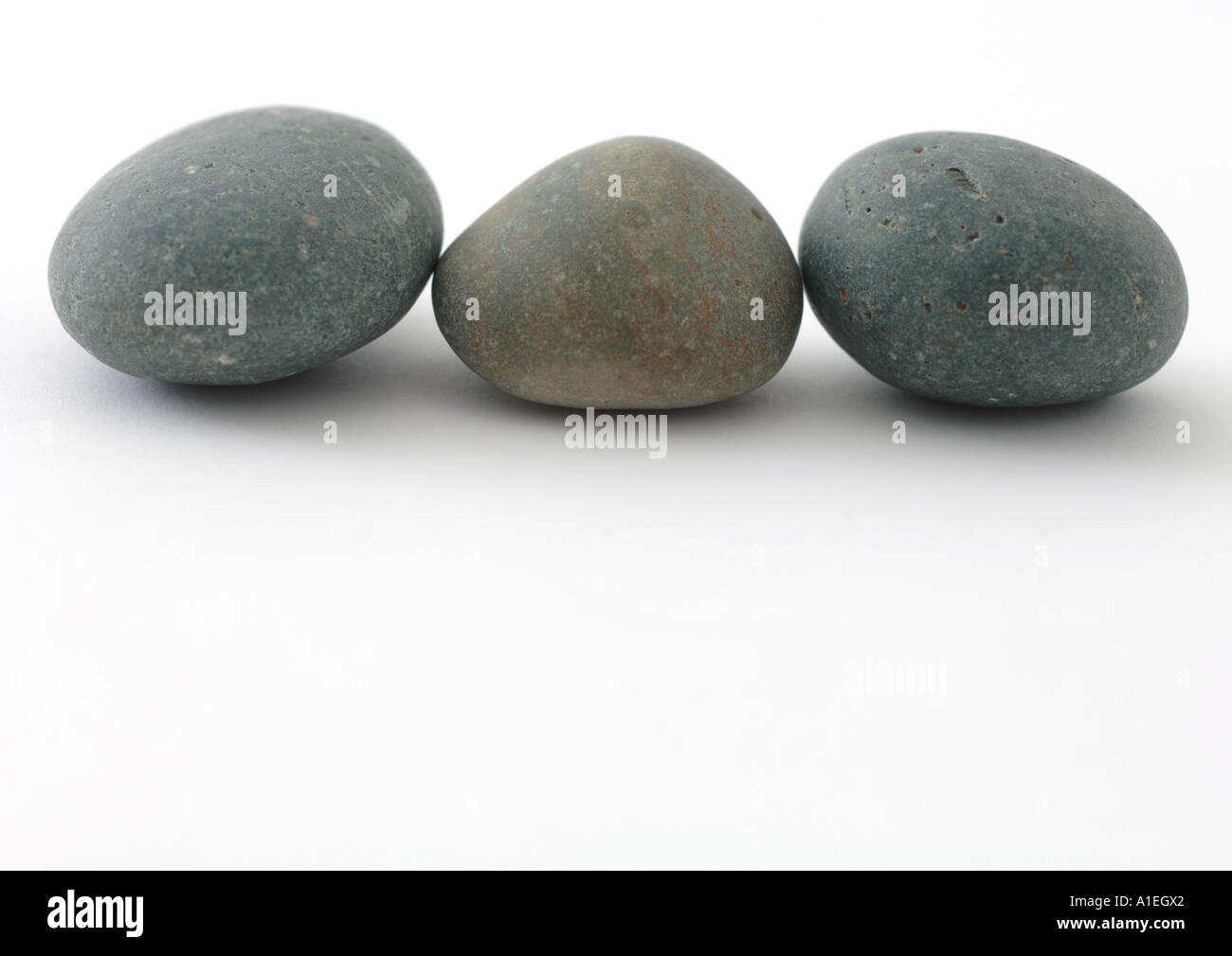 Pebbles three objects hi-res stock photography and images - Alamy