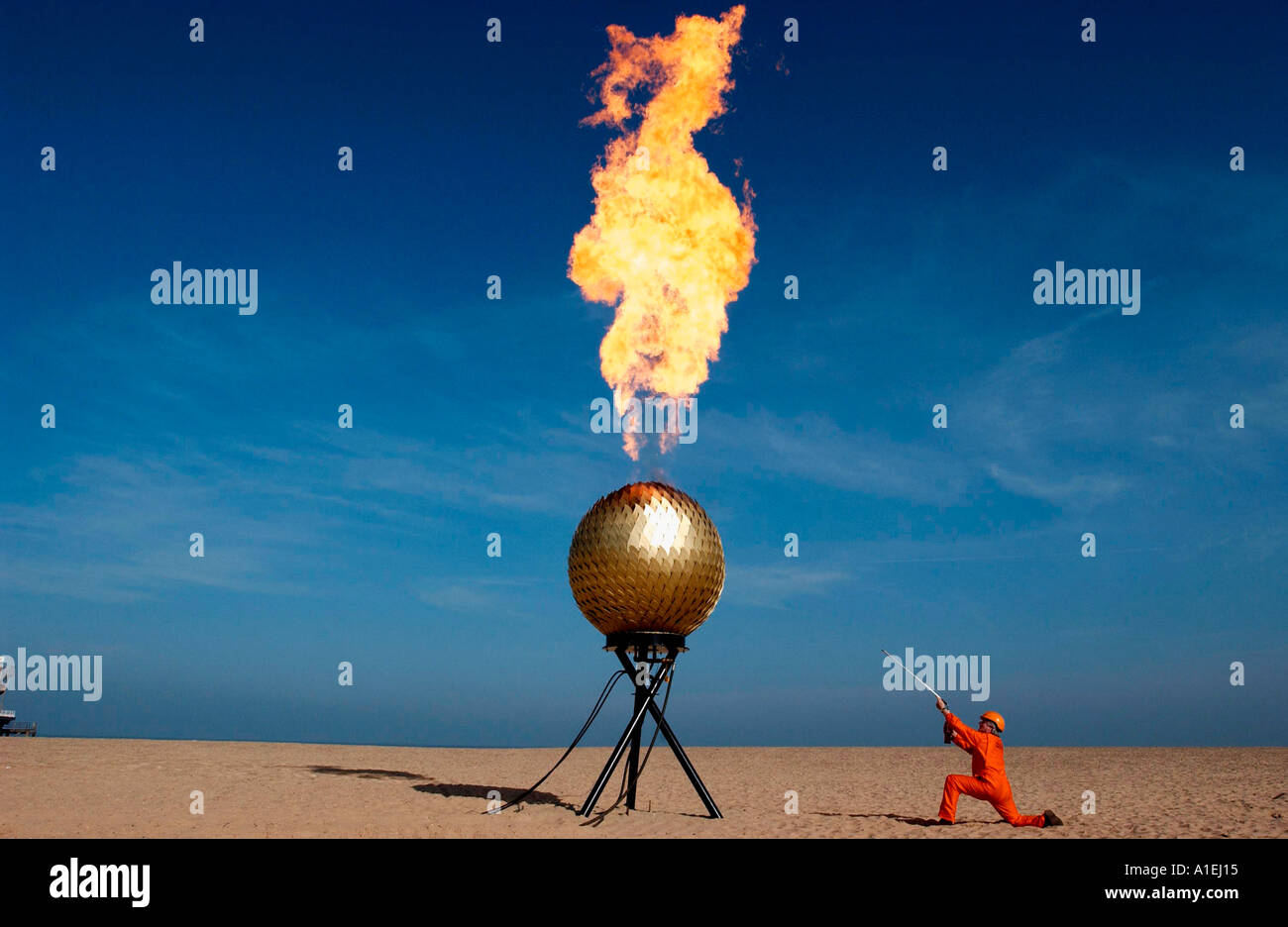 Celebrate queens golden jubilee hi-res stock photography and images - Alamy