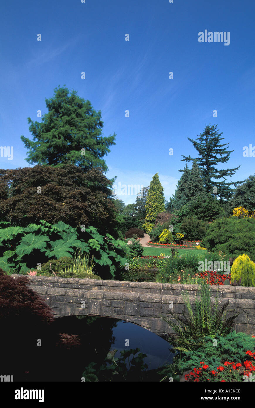 Elizabeth gardens hi-res stock photography and images - Alamy