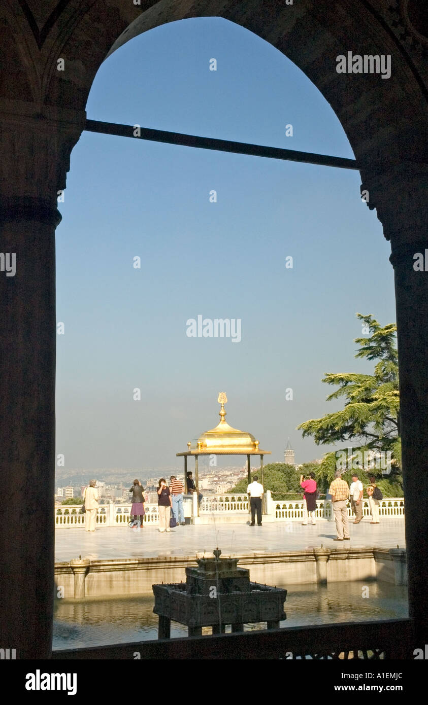 Structuredestination hi-res stock photography and images - Alamy