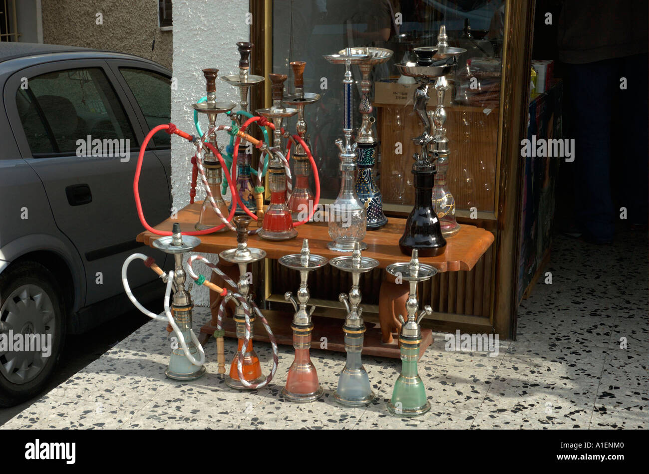 Arab smoking pipe hi-res stock photography and images - Alamy