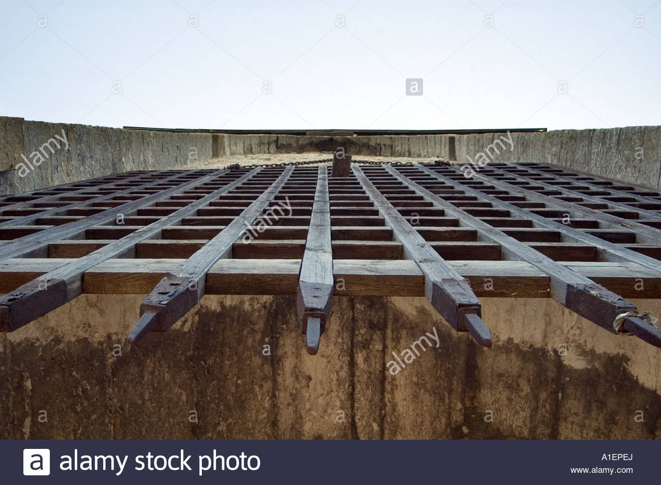 Portcullis Gate High Resolution Stock Photography and Images - Alamy