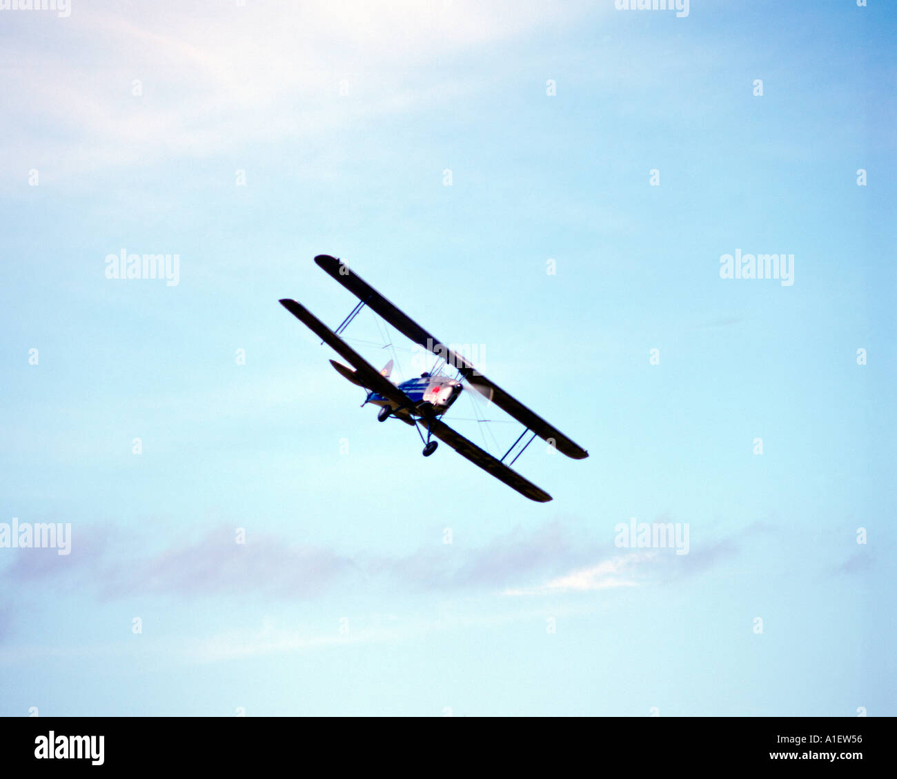 In flight vintage biplane hi-res stock photography and images - Alamy