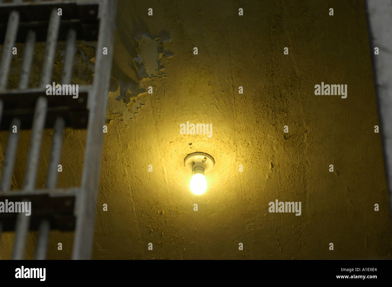 Dark alcatraz prison cell hi-res stock photography and images - Alamy