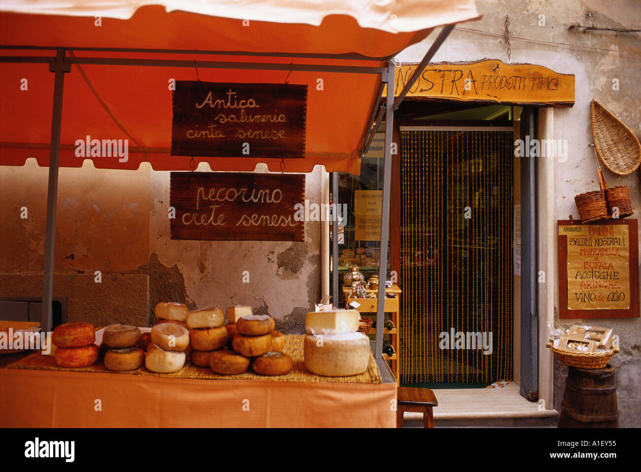 Italian cheese stall Stock Photo - Alamy